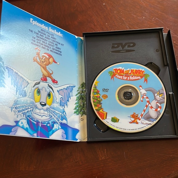 Warner Brothers | Cameras, Photo & Video | Craziest Christmas Holiday ...